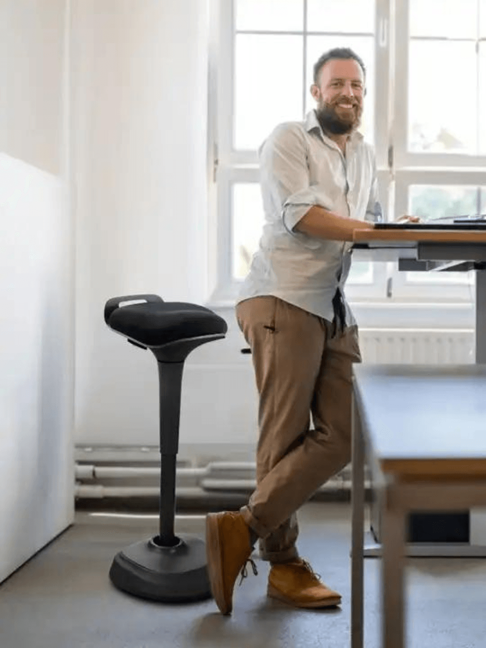 IFCO 香港人體工學專家 – Wobbi 動態高腳吧檯椅